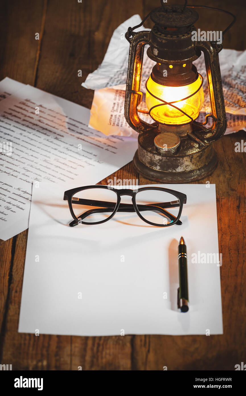 White clean sheet hi-res stock photography and images - Alamy