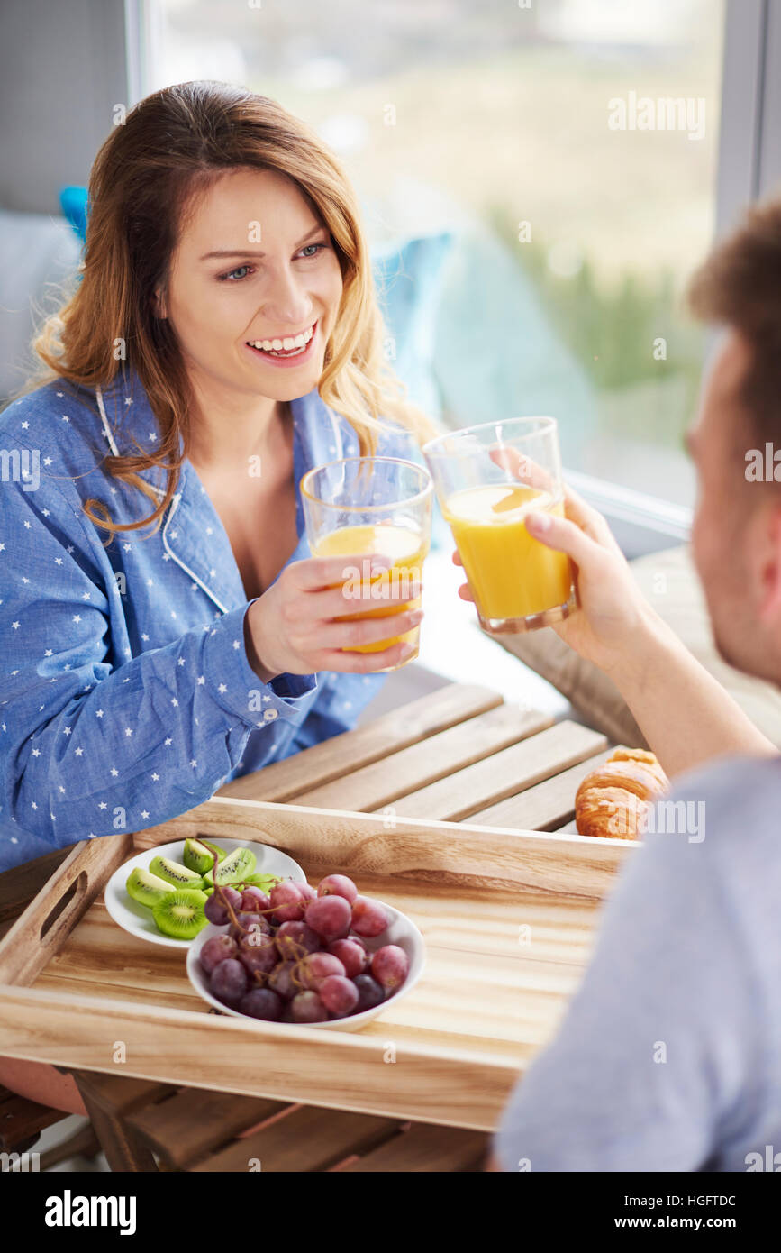 Couple cheers dining hi-res stock photography and images - Alamy