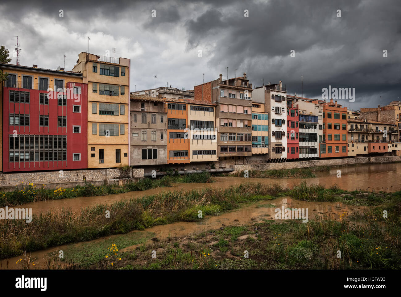 Spain, Catalonia, Girona, Old Quarter (Barri Vell), city skyline ...