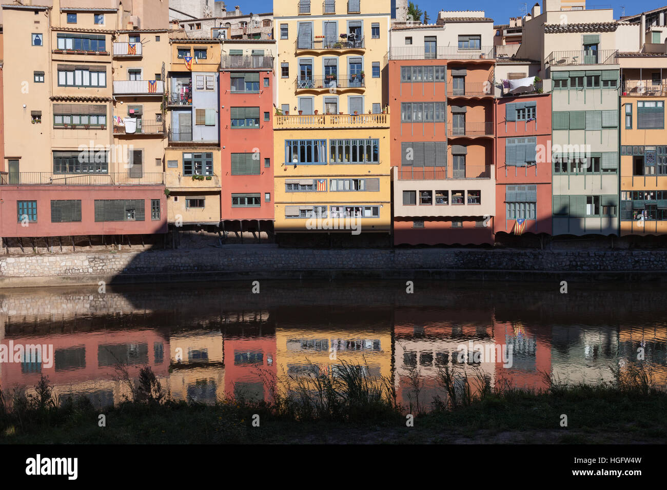 Spain, Catalonia, Girona, riverside houses in the old quarter - Barri ...