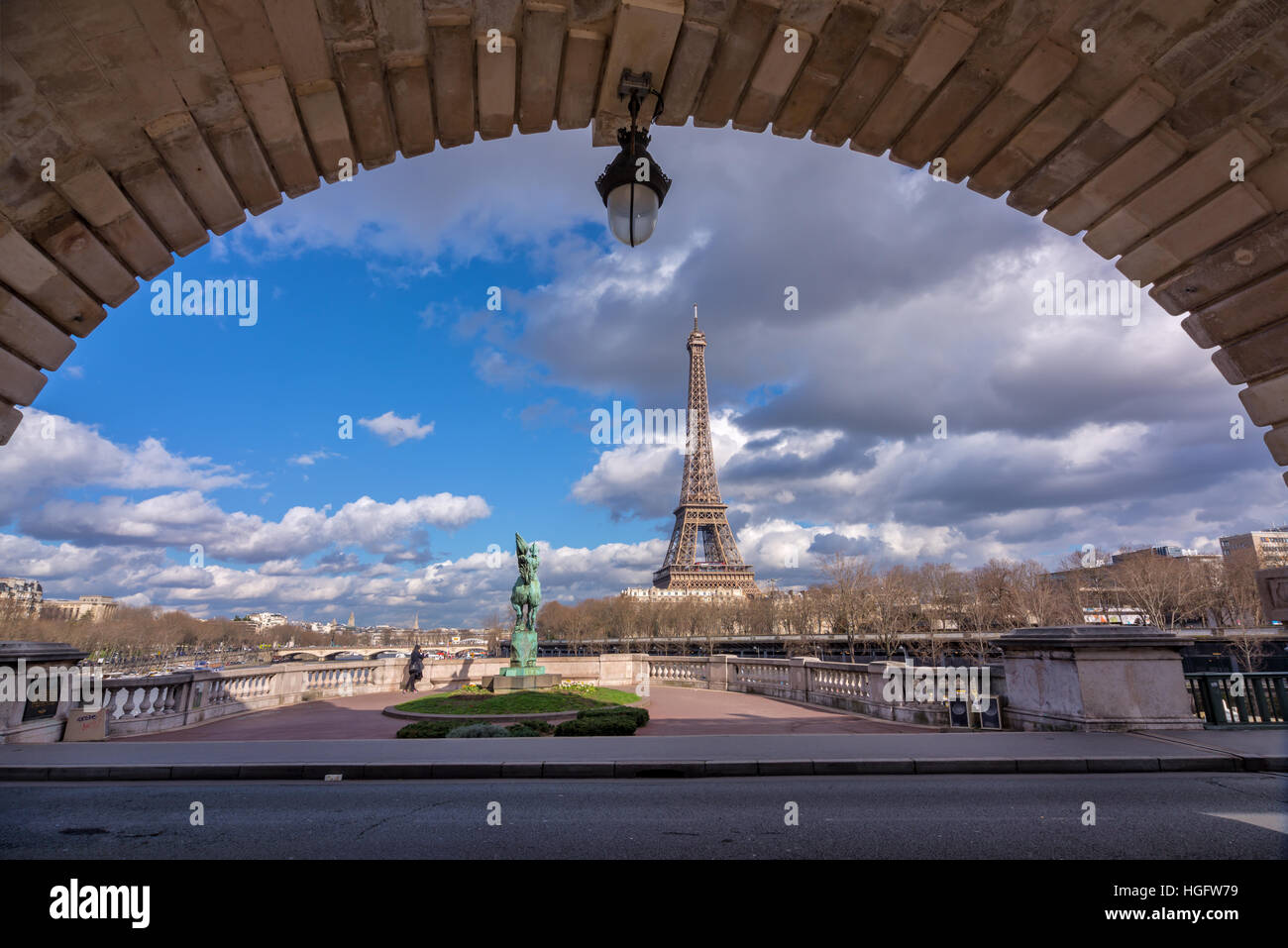 Eiffel tower paris bridge hi-res stock photography and images - Alamy
