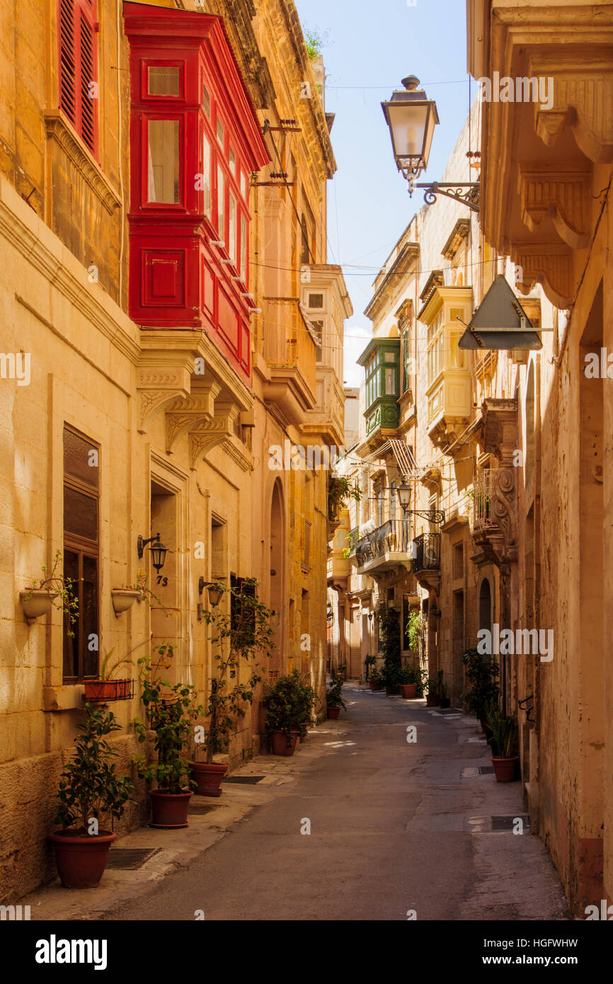 An alley in the three cities, Malta Stock Photo - Alamy
