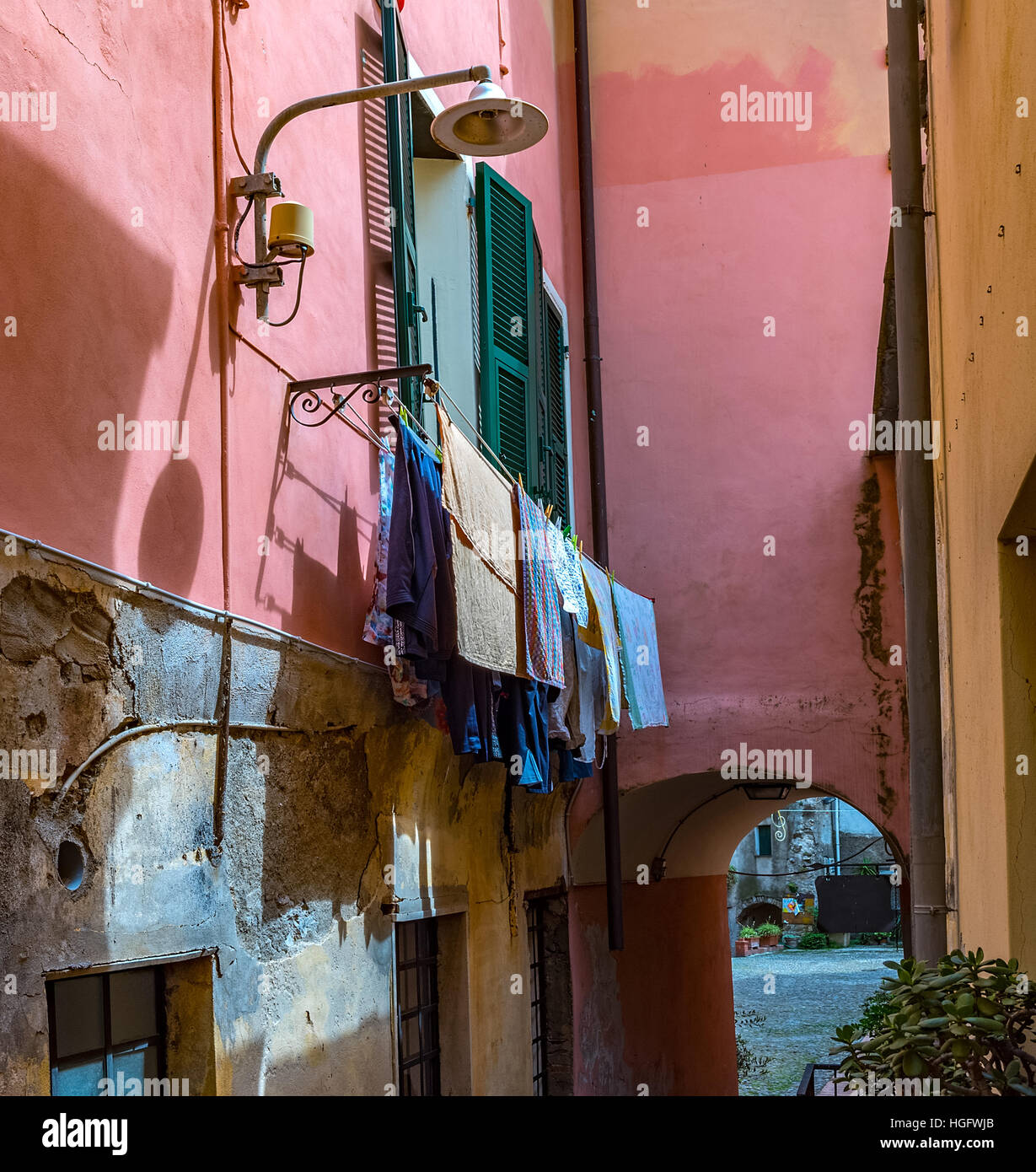 Washing in an Alley Stock Photo - Alamy