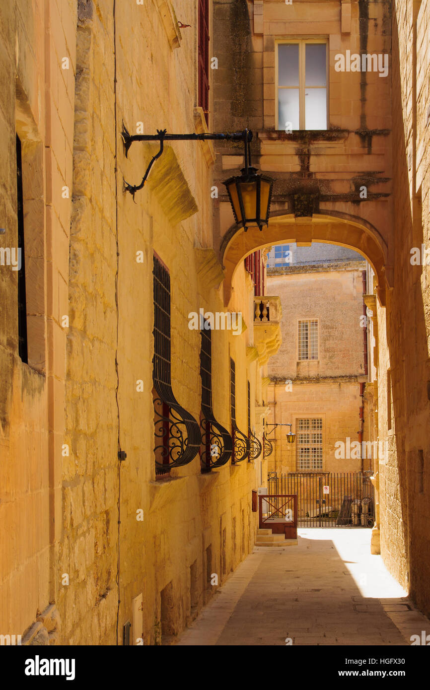 An alley in the old city of Mdina, Malta Stock Photo - Alamy