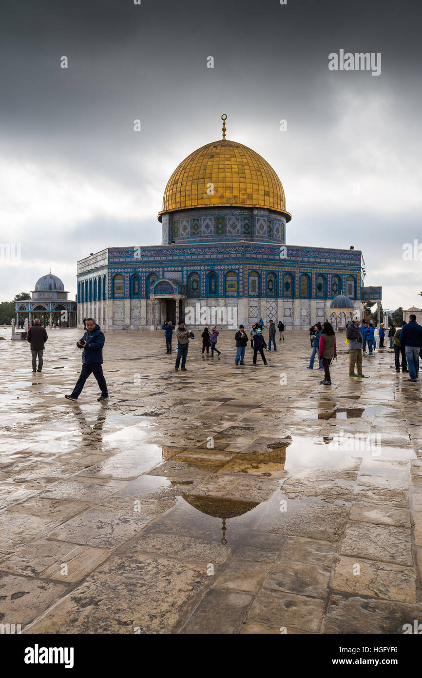 Tourists, Dome of the Rock , Jerusalem, Israel, Asia Stock Photo - Alamy