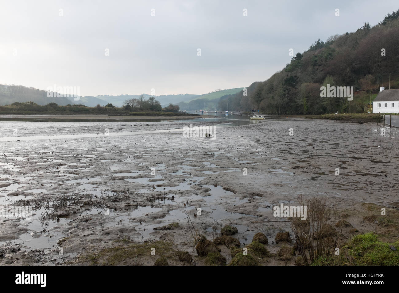 The River Avon estuary at Aveton Gifford, South Hams, Devon at low tide ...