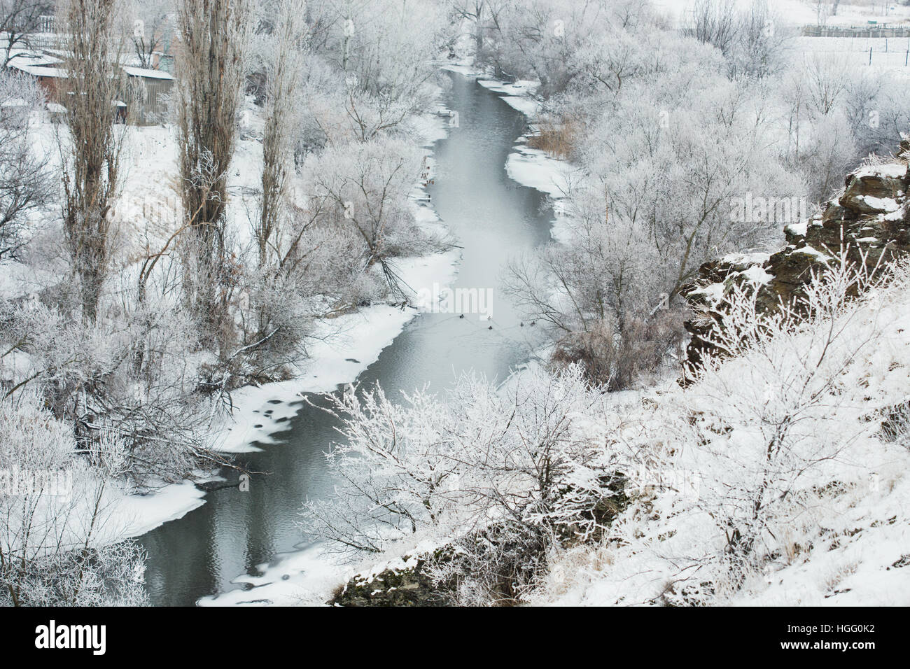 Winter scene river hi-res stock photography and images - Alamy