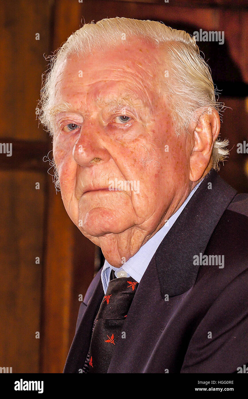 Squadron Leader Christopher Riddle, World War II Royal Air Force ...