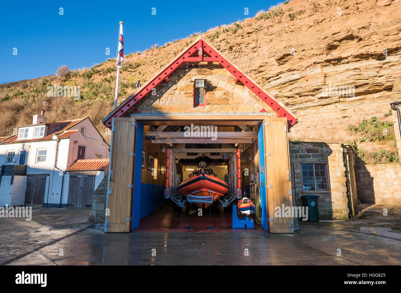 The beautiful, picturesque seaside town of Staithes, home of Captain ...
