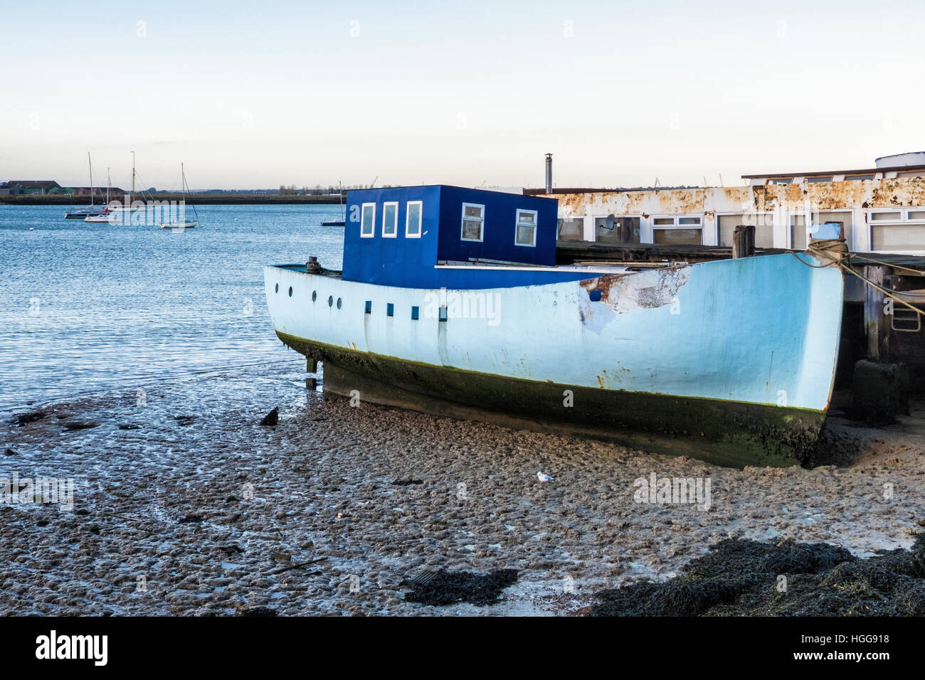 Low crouch hi-res stock photography and images - Alamy