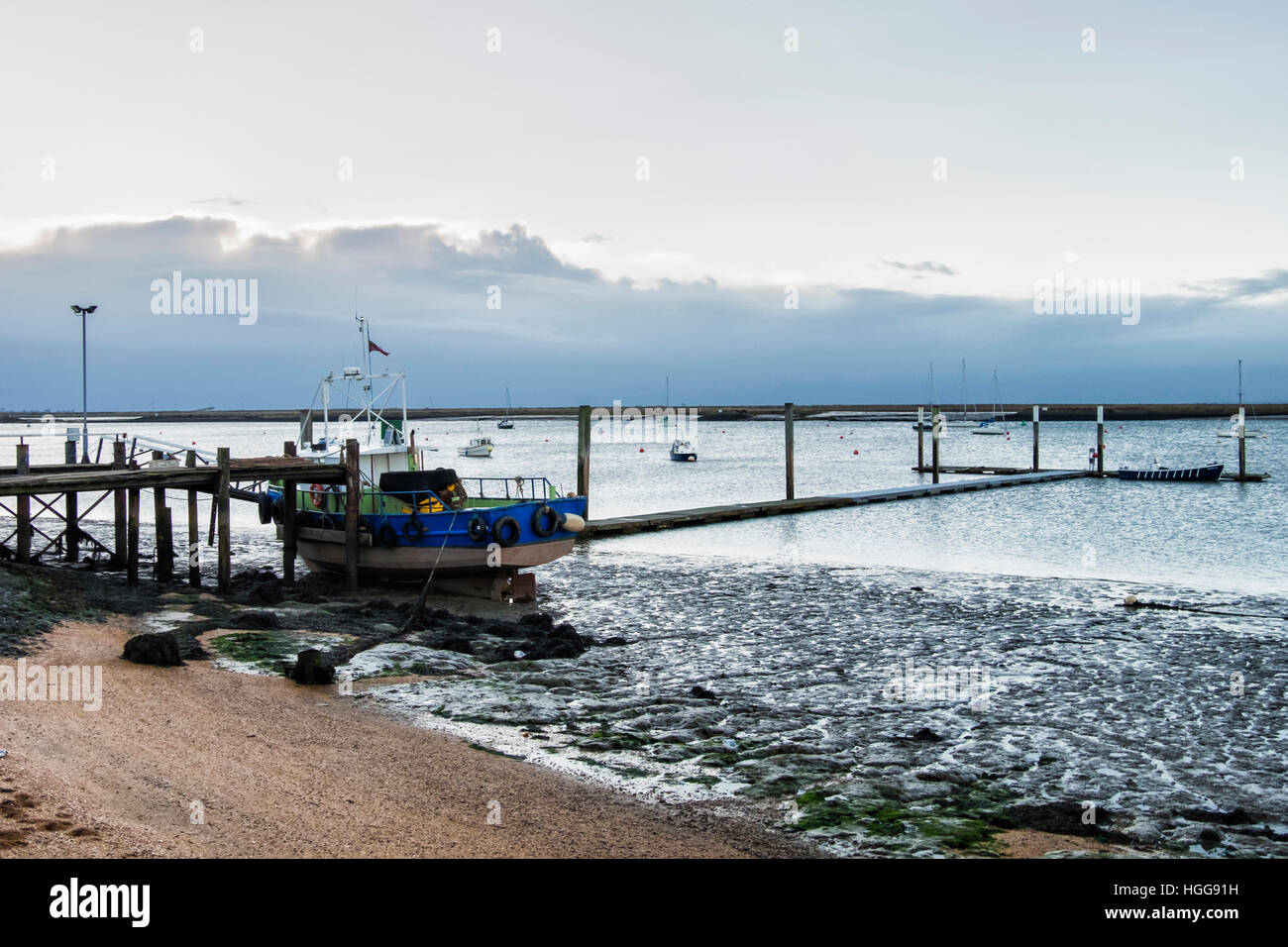 Burnham on Crouch,Essex, England. Tide is out at holiday resort on ...