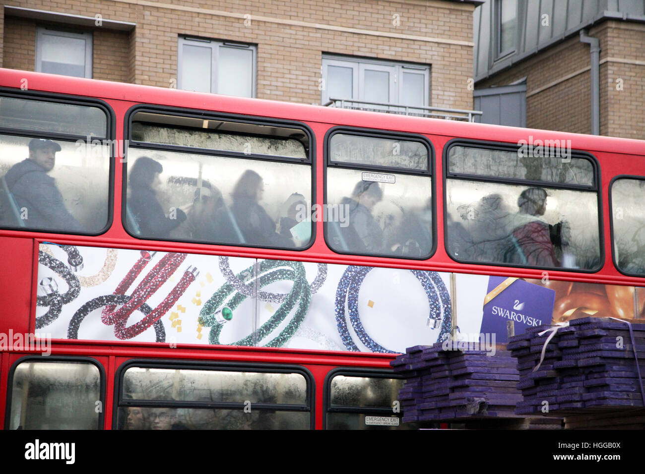Finsbury Park, North London, UK. 9th Jan, 2017. Overcrowded buses. The ...