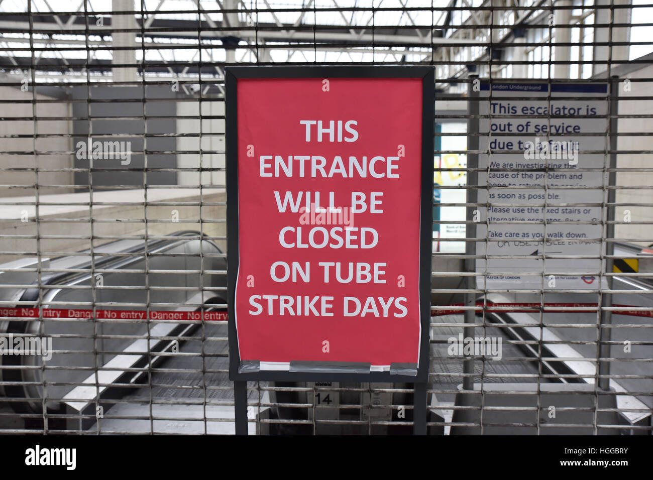 Closed london tube stations hi-res stock photography and images - Alamy