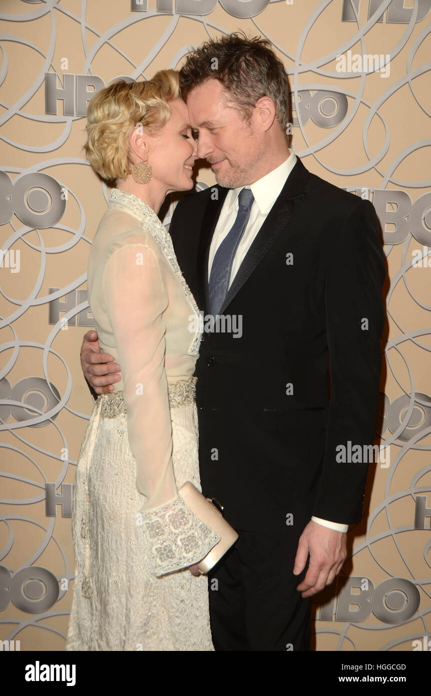 Anne heche and james tupper hi-res stock photography and images - Alamy