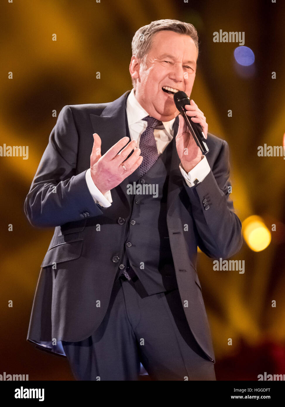 The singer Roland Kaiser during the TV Show "Hit Champions - Great ...