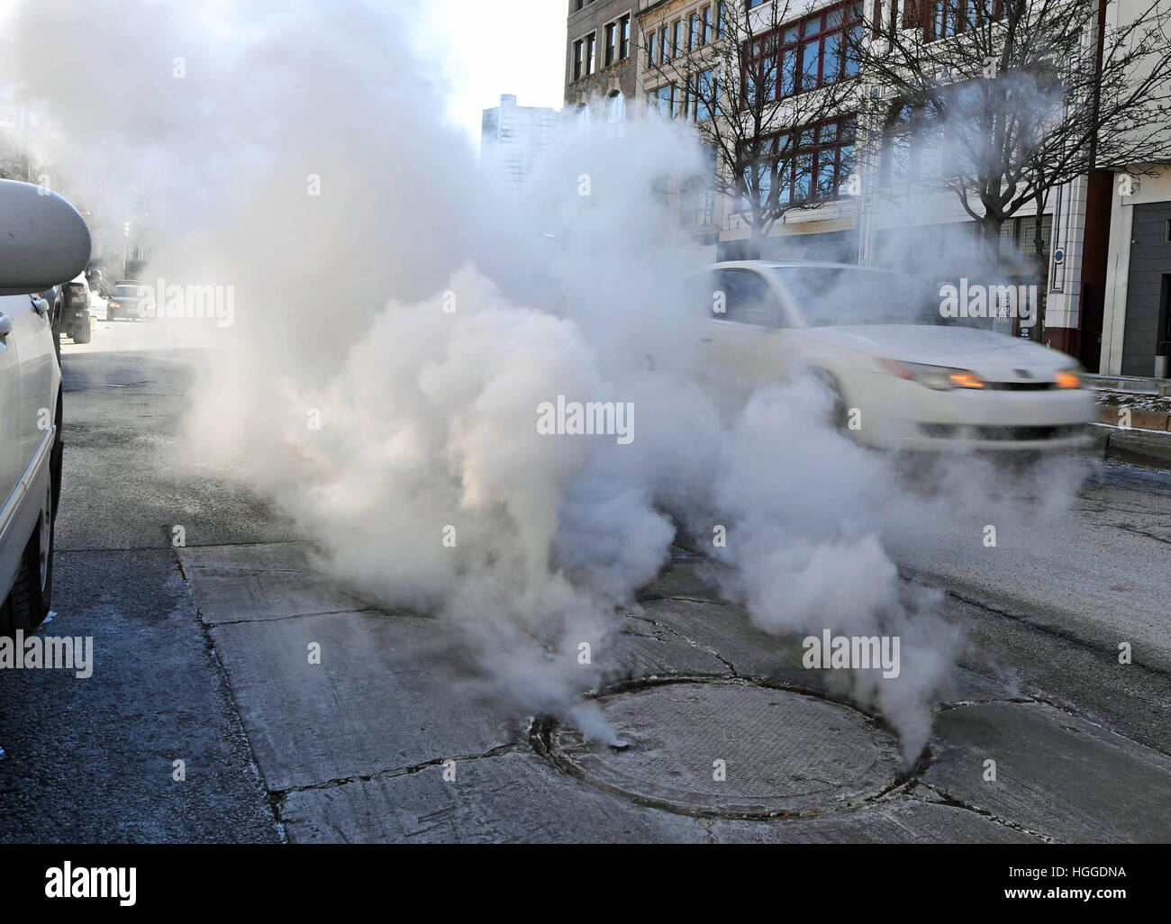 Steam Manhole Stock Photos & Steam Manhole Stock Images - Alamy