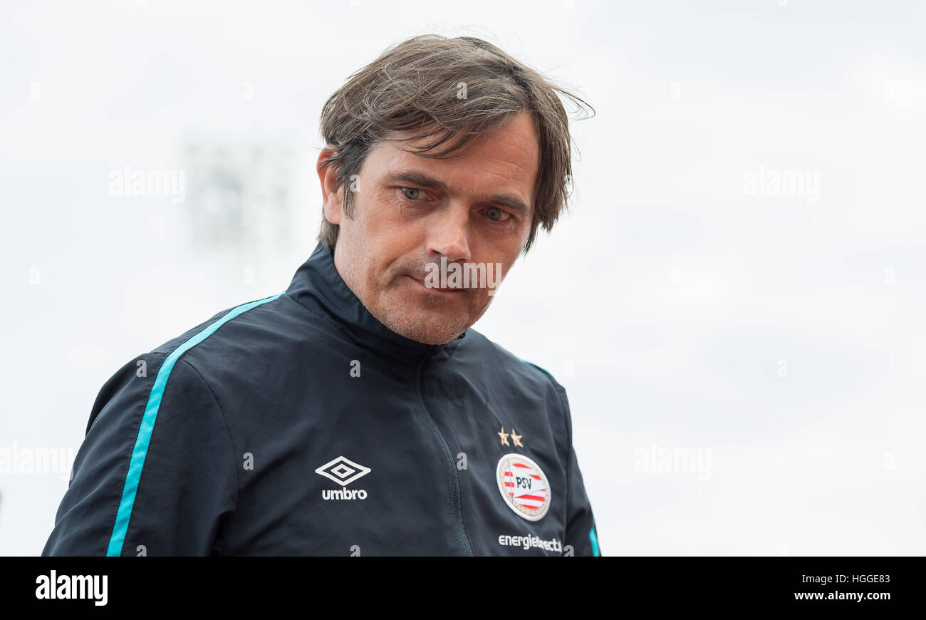 Phillip cocu hi-res stock photography and images - Alamy