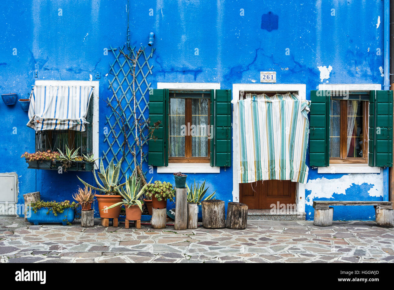 Blue colour of venice hi-res stock photography and images - Alamy