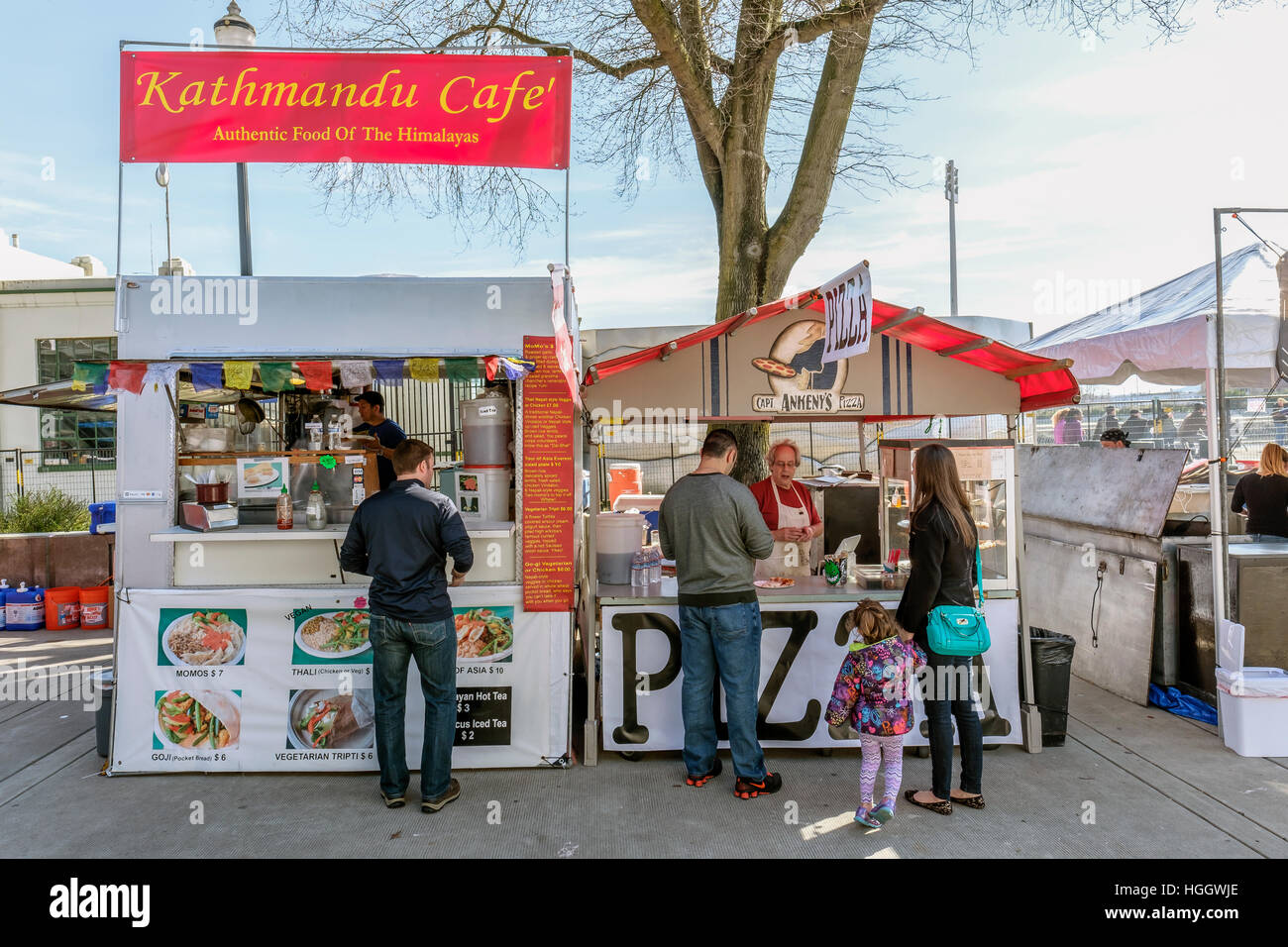 Portland food carts hi-res stock photography and images - Alamy