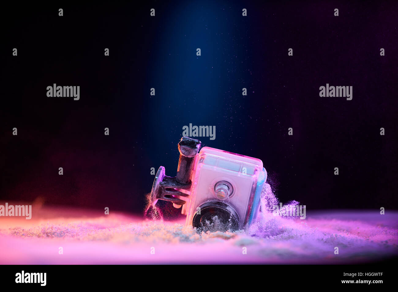 Dropped camera hi-res stock photography and images - Alamy