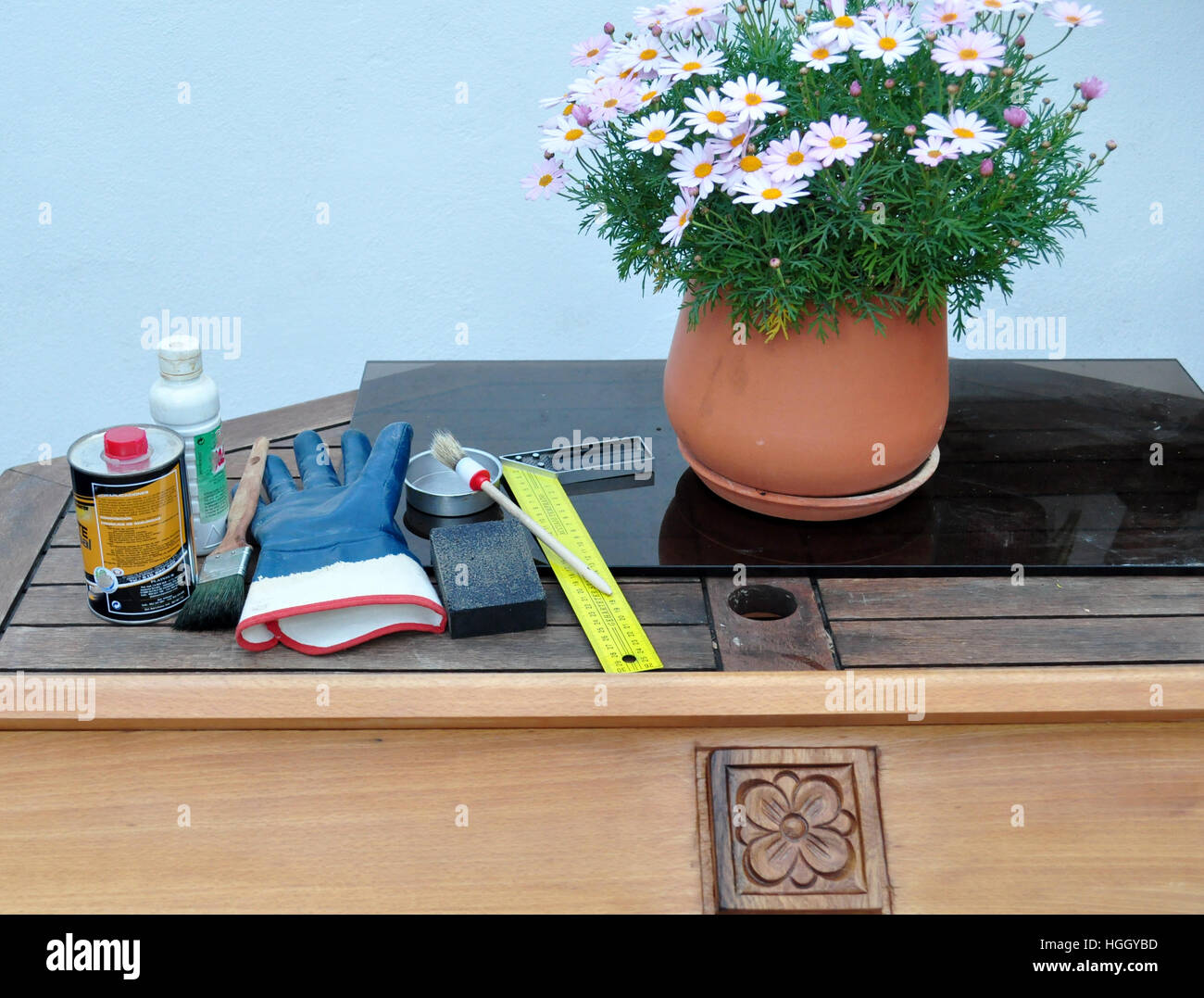 Romantic work bench Stock Photo - Alamy