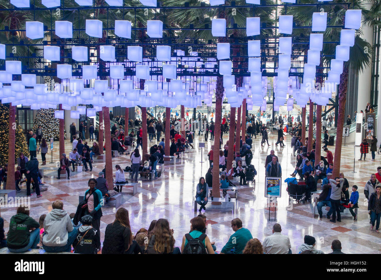 Brookfield Place atrium in NYC Stock Photo - Alamy