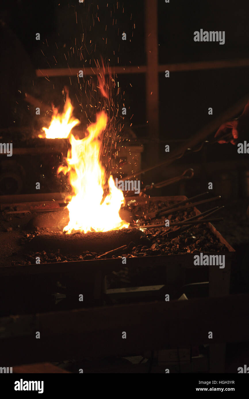 Forger forging hi-res stock photography and images - Alamy