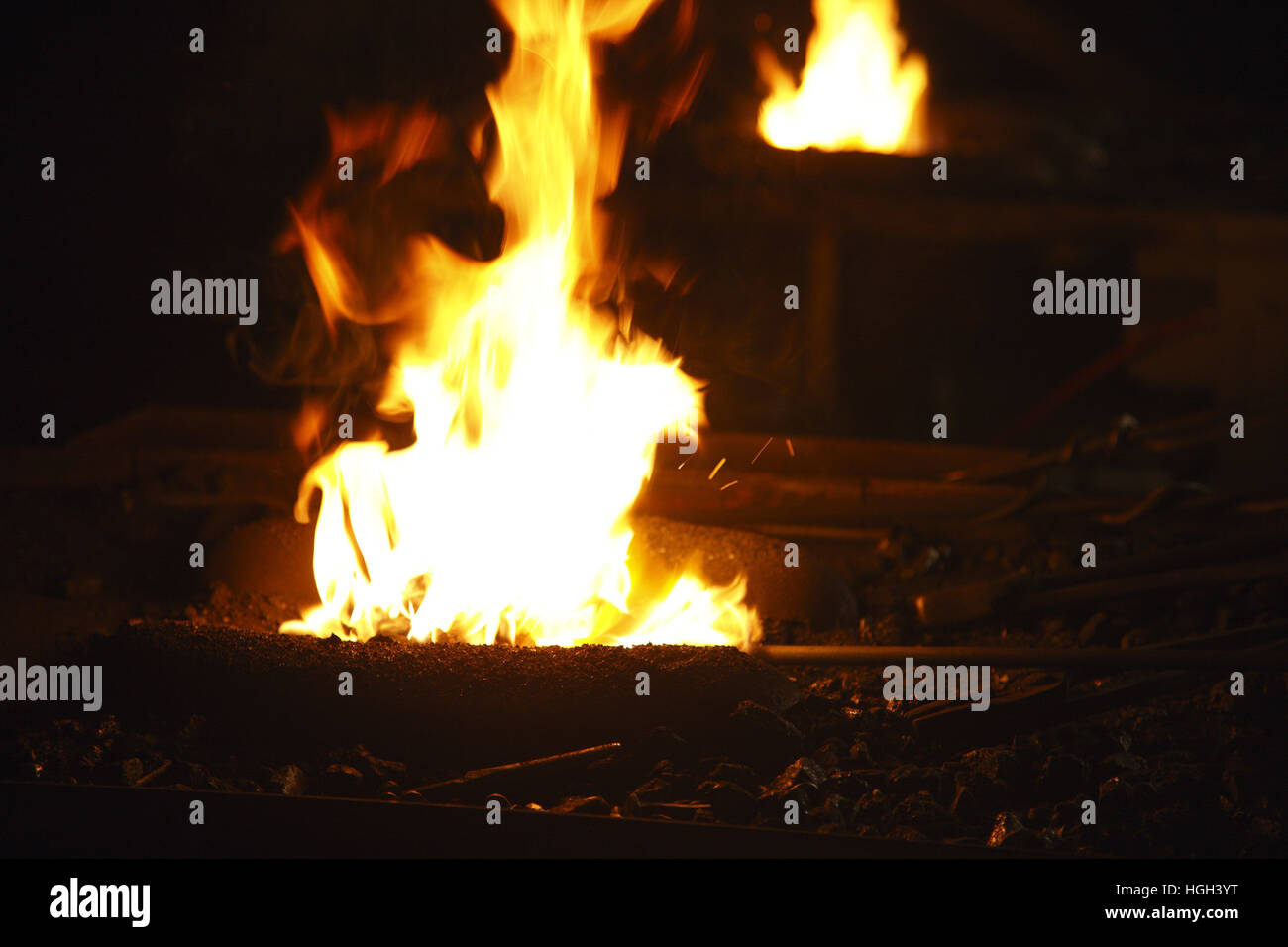 Forger forging hi-res stock photography and images - Alamy