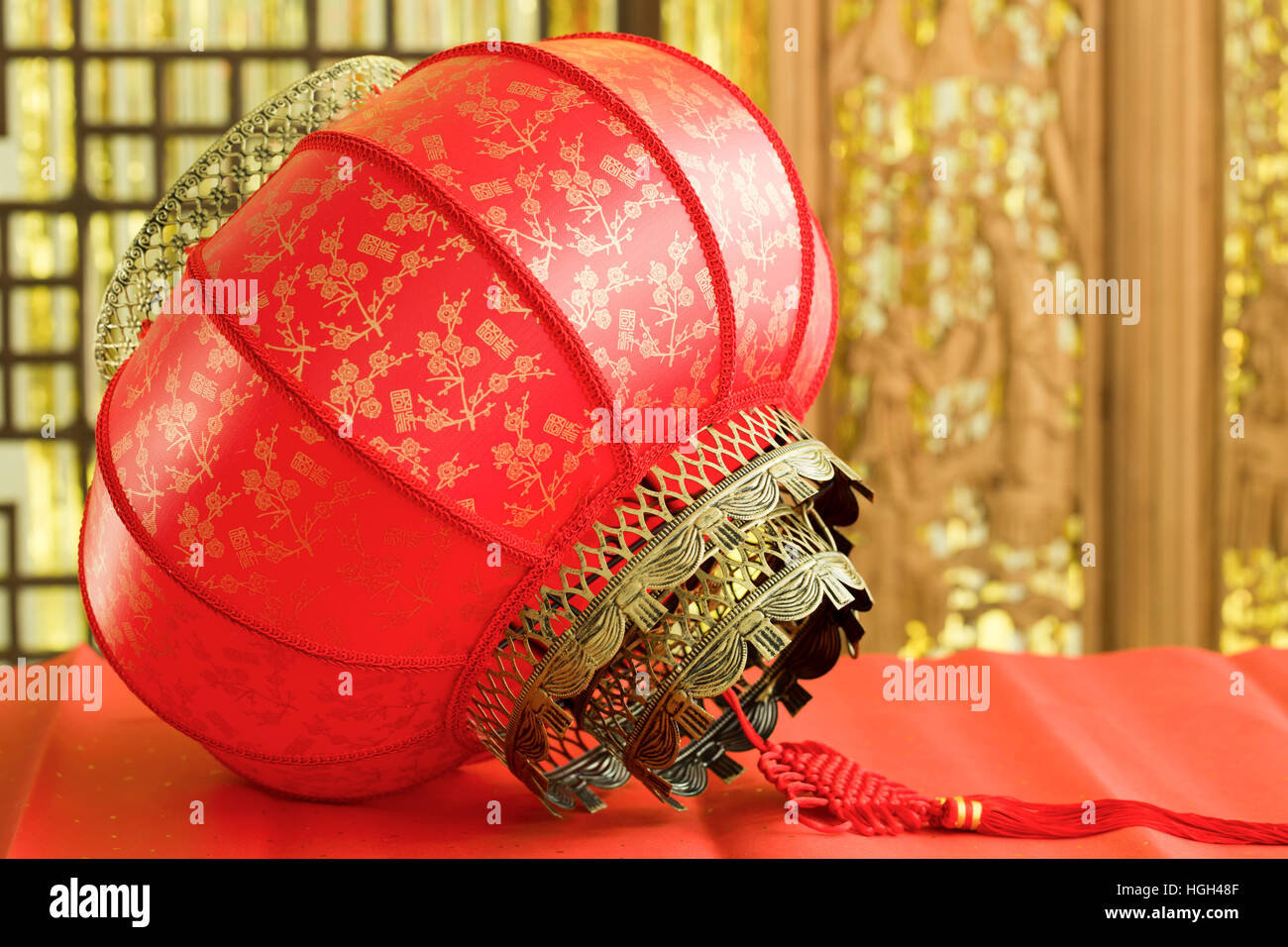 Traditional red lantern hi-res stock photography and images - Alamy