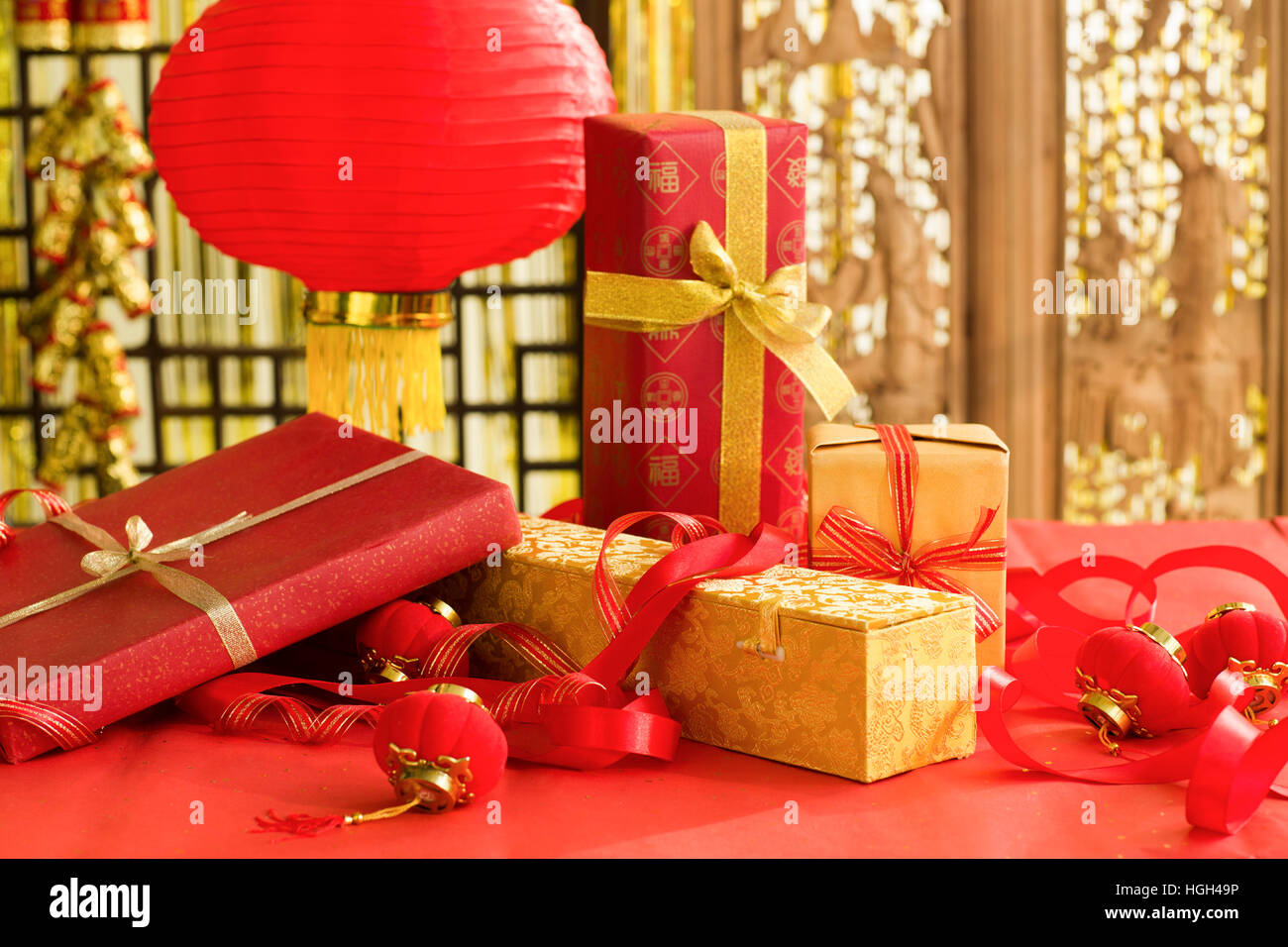 Chinese traditional items for Chinese New Year Stock Photo - Alamy