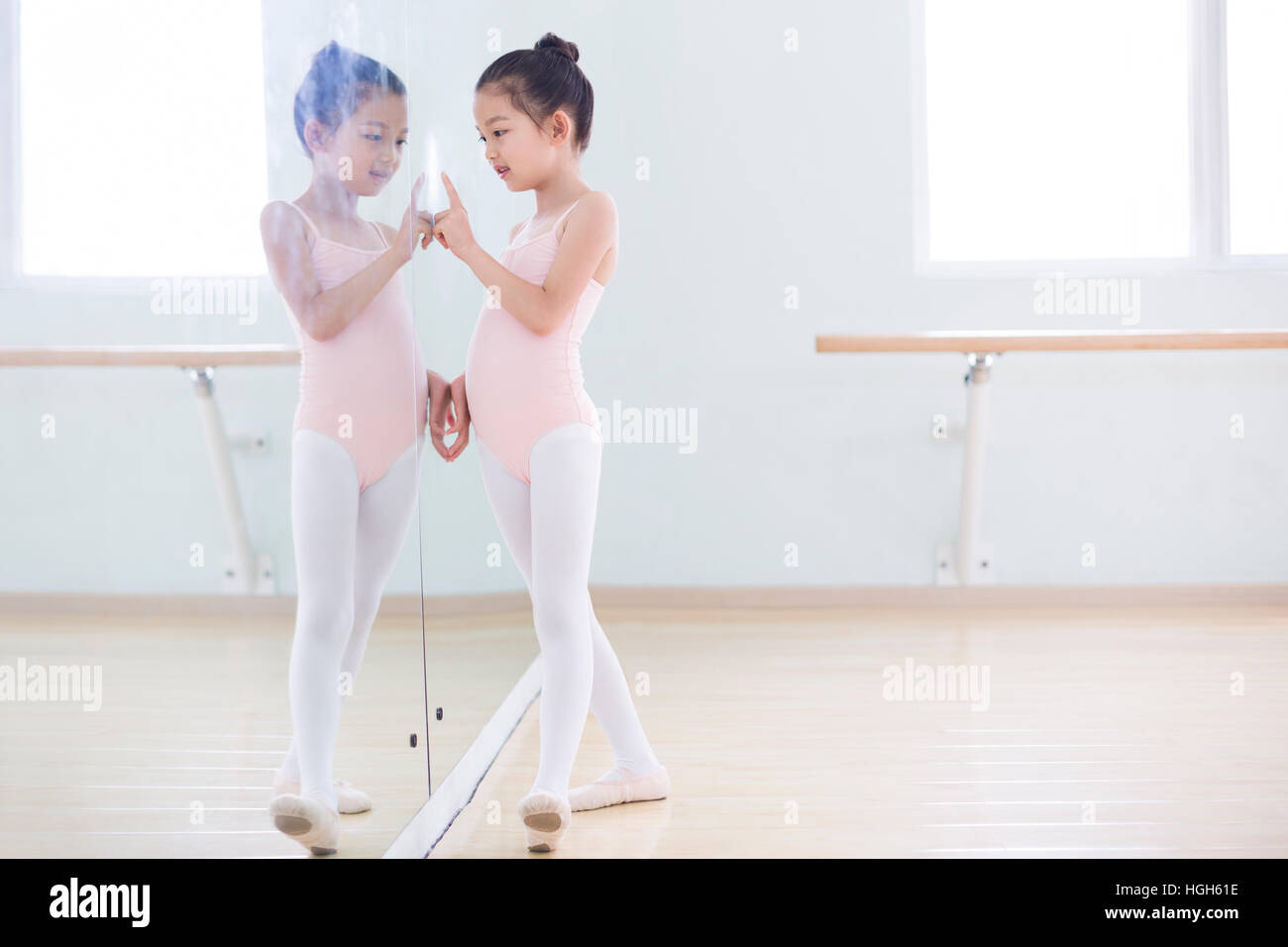Little ballet dancer Stock Photo - Alamy