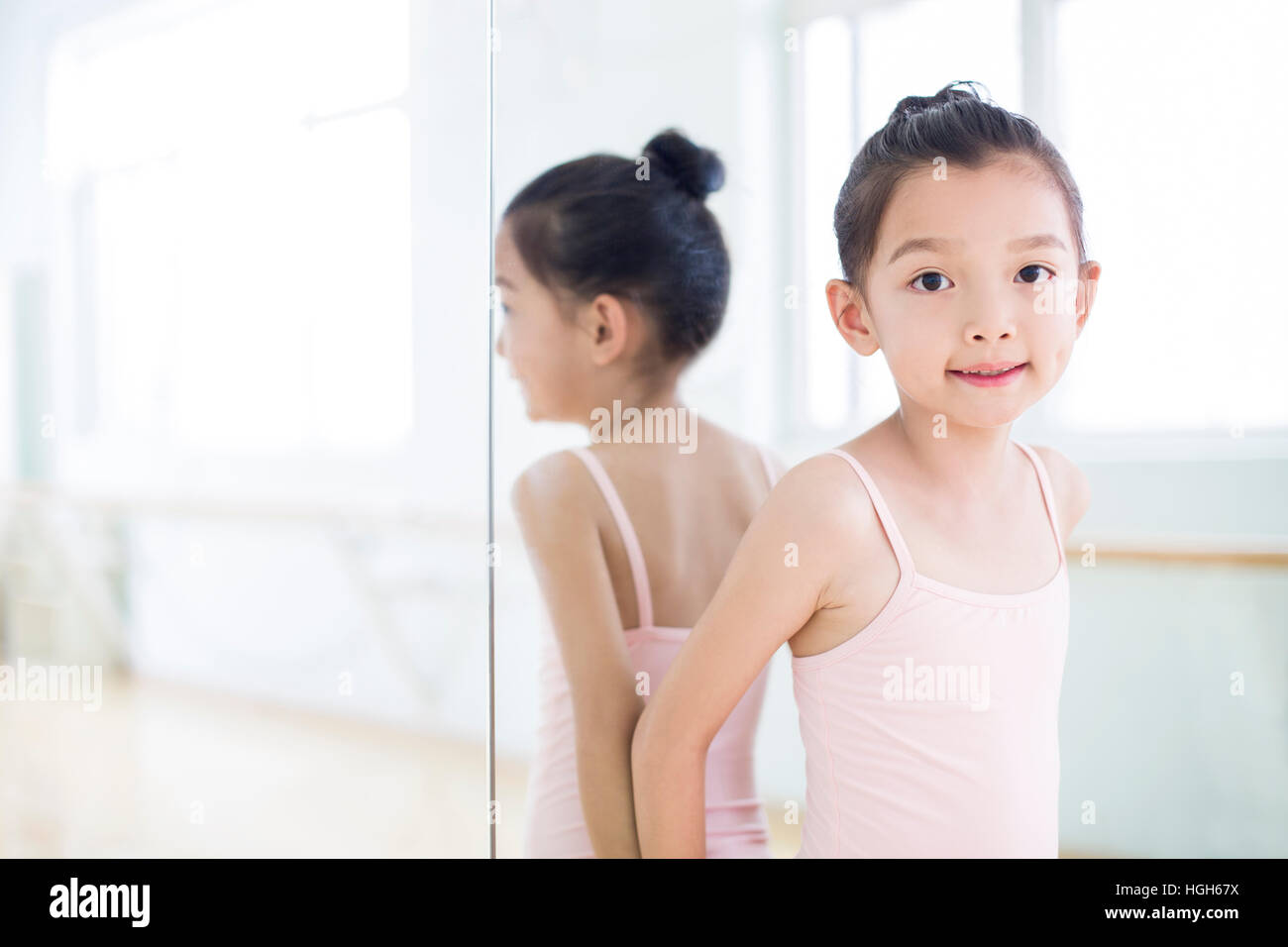 Little ballet dancer Stock Photo - Alamy