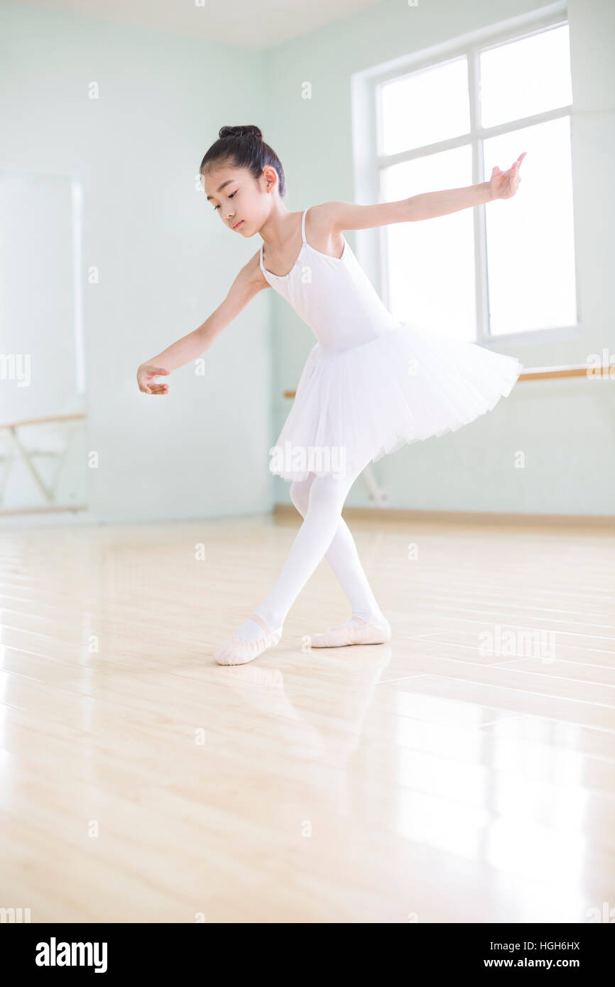 Little ballet dancer Stock Photo - Alamy