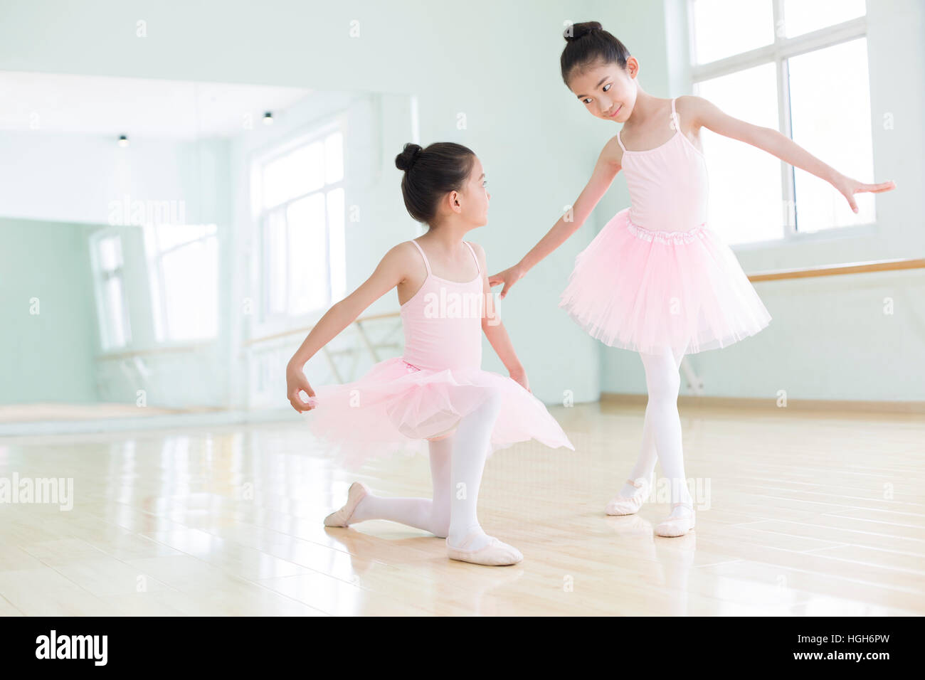 Little girls practicing ballet Stock Photo - Alamy