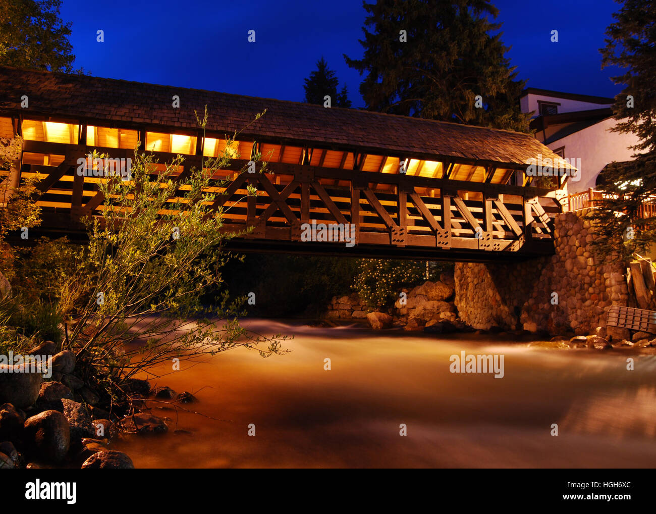 Covered night hi-res stock photography and images - Alamy