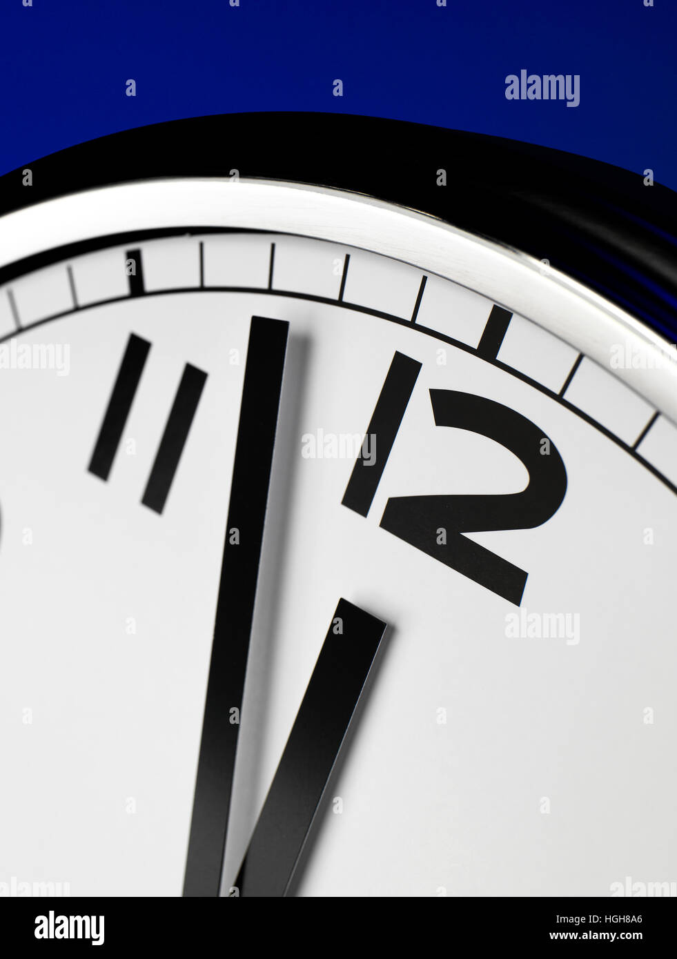 12 hour clock hi-res stock photography and images - Alamy