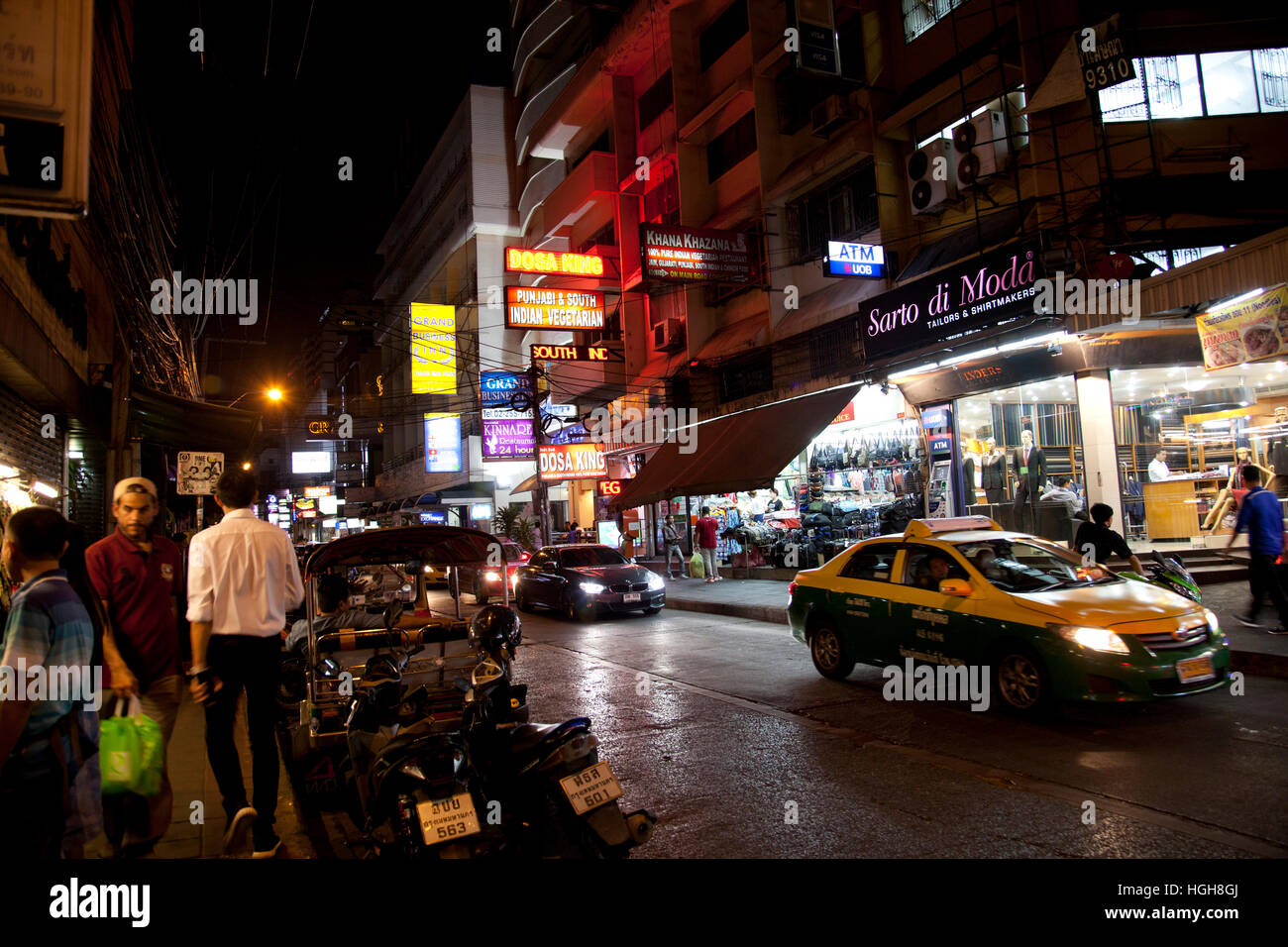 Sukhumvit soi bangkok hi-res stock photography and images - Alamy