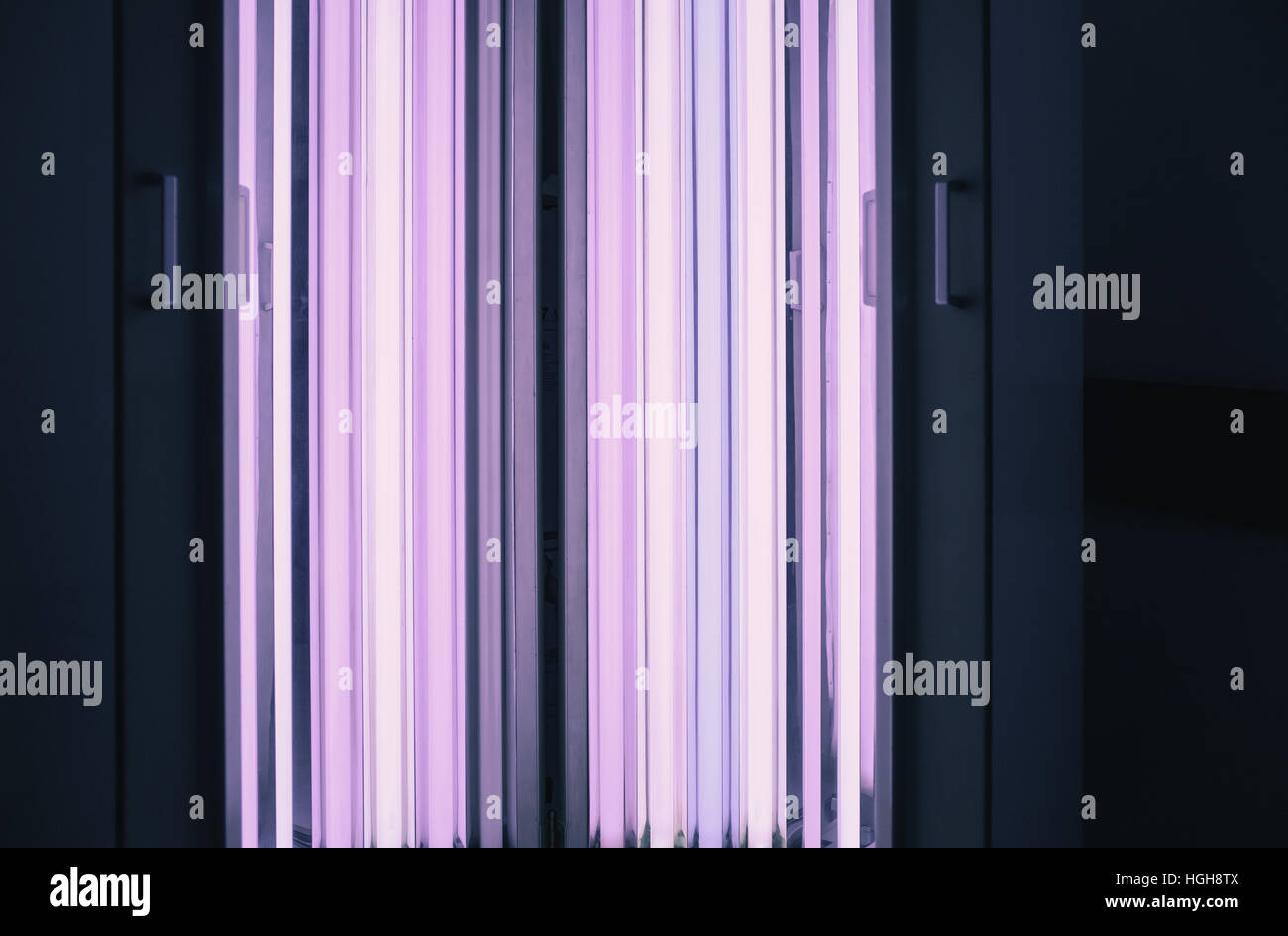 Solarium Tanning Bed Stock Photo - Alamy