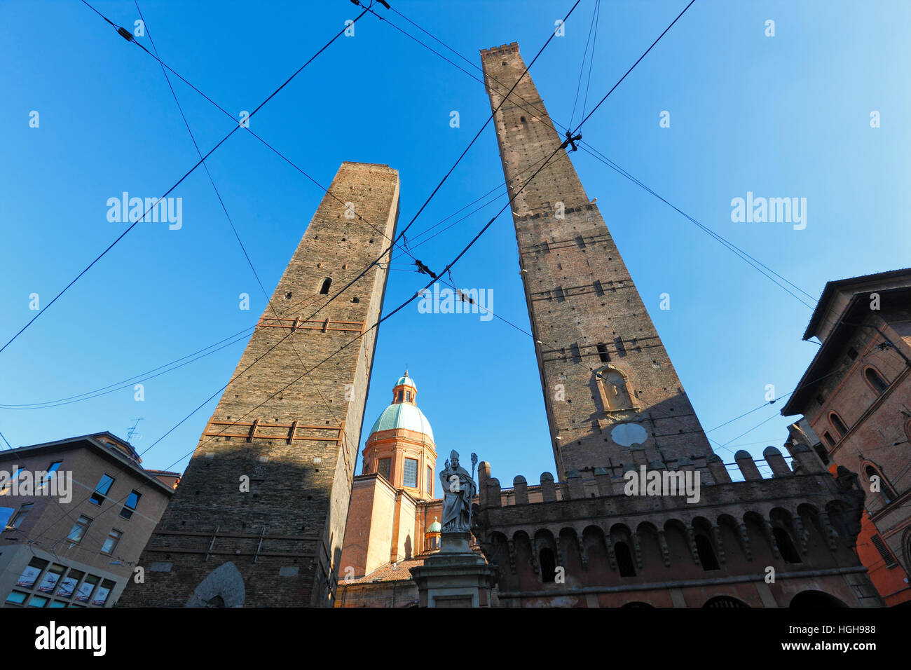 Asinelli towers hi-res stock photography and images - Alamy