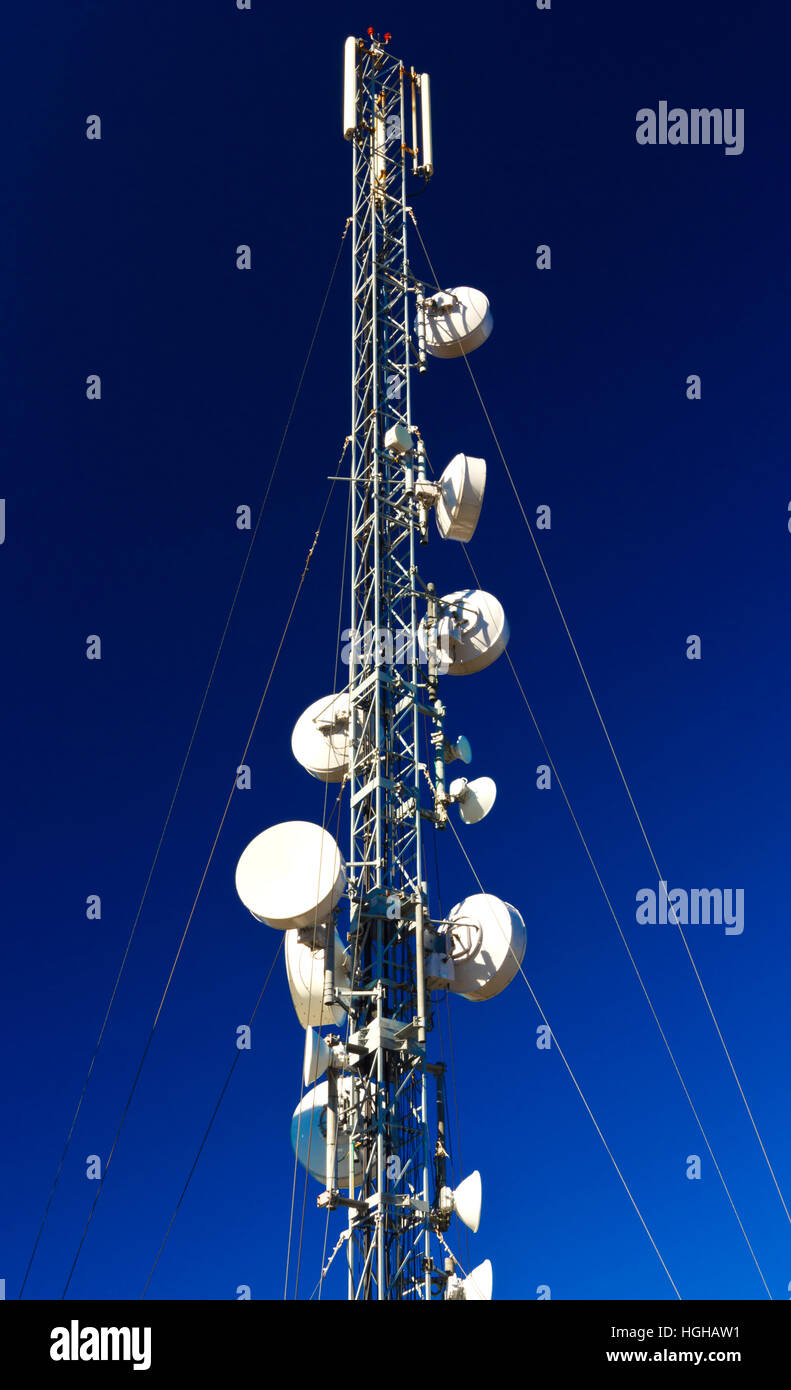 Pylon telecommunications tower antenna hi-res stock photography and ...