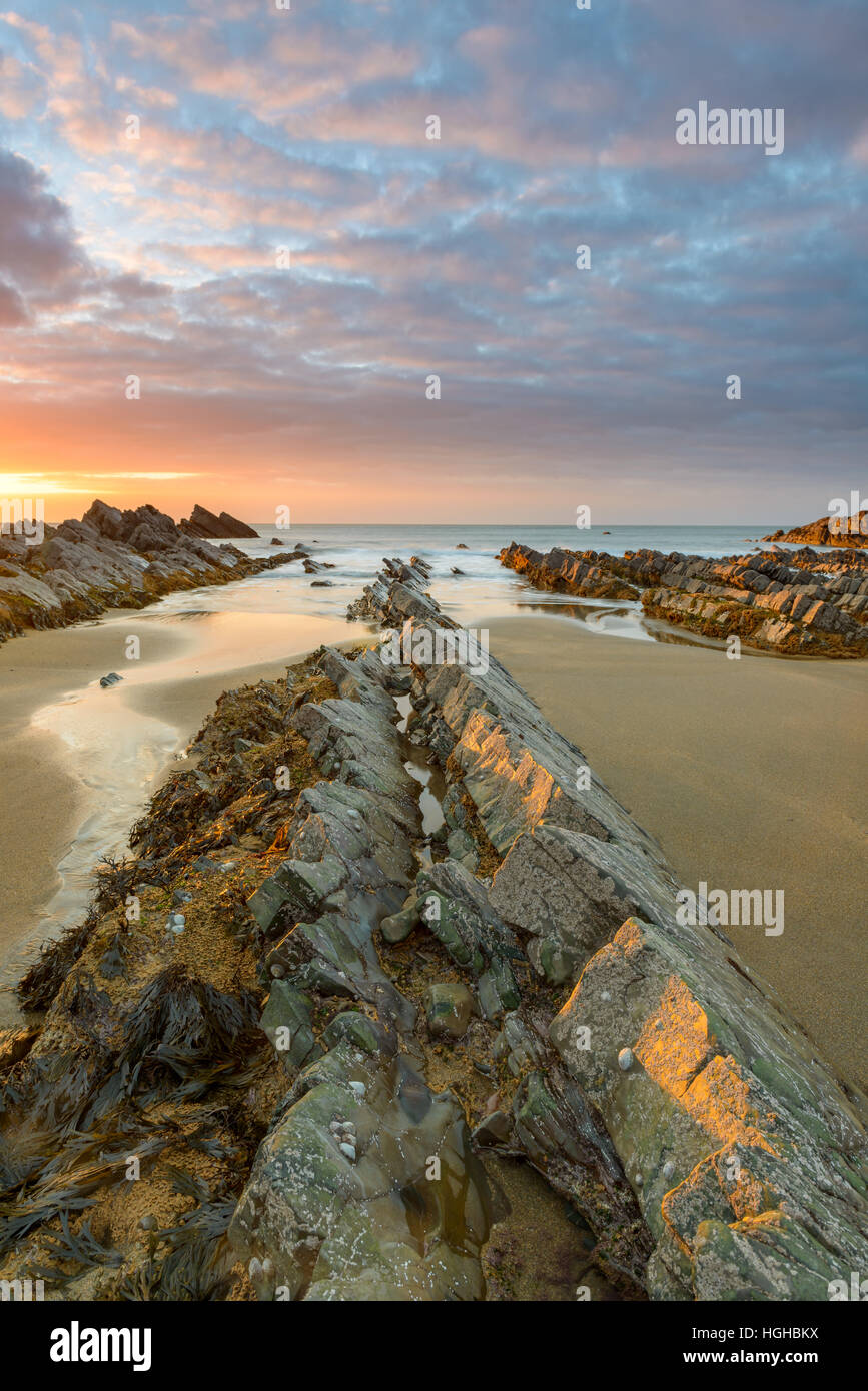 Beach rocks on the Cornish coast, UK Stock Photo - Alamy