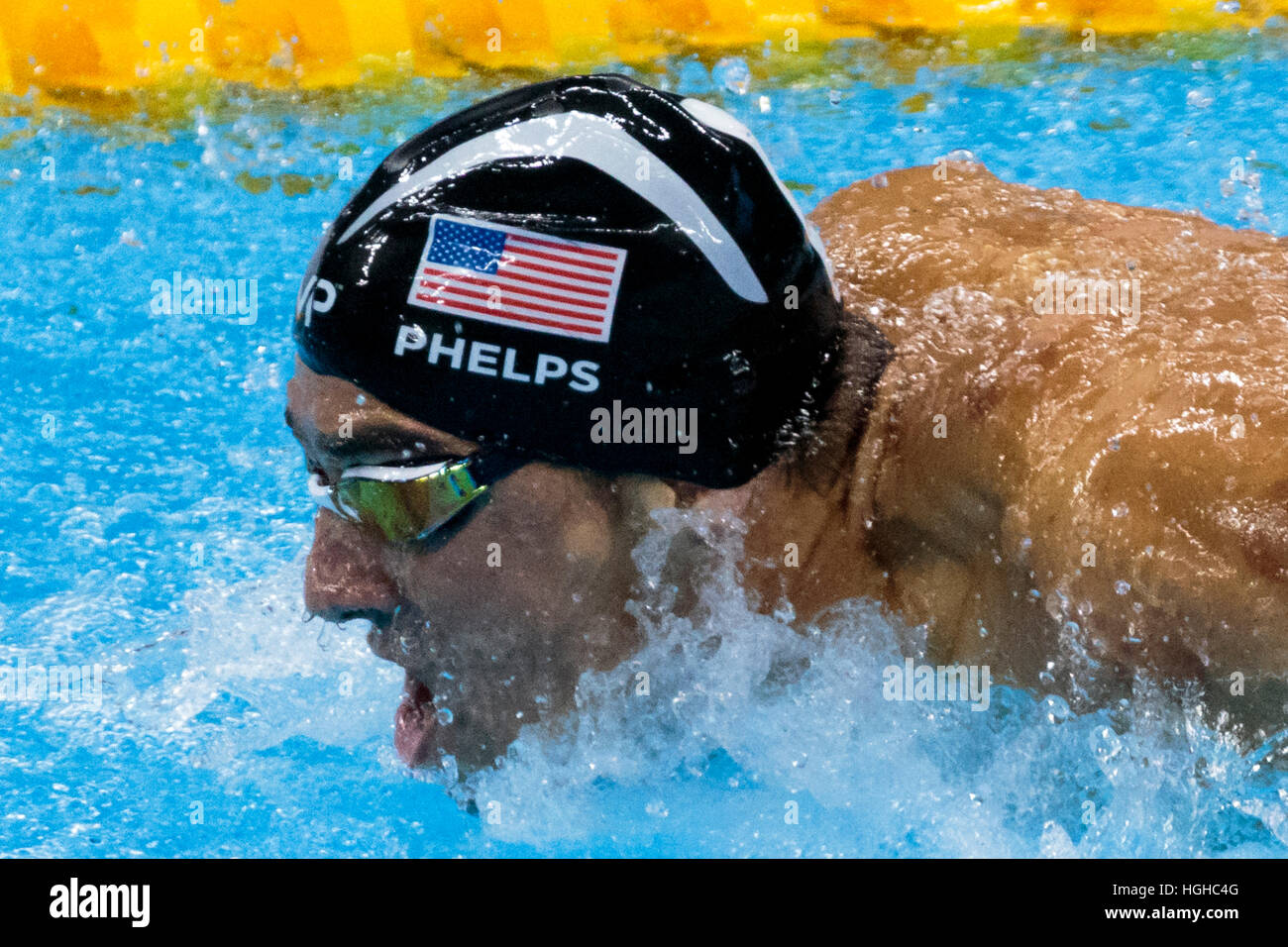 Competing in mens 100m butterfly hi-res stock photography and images ...