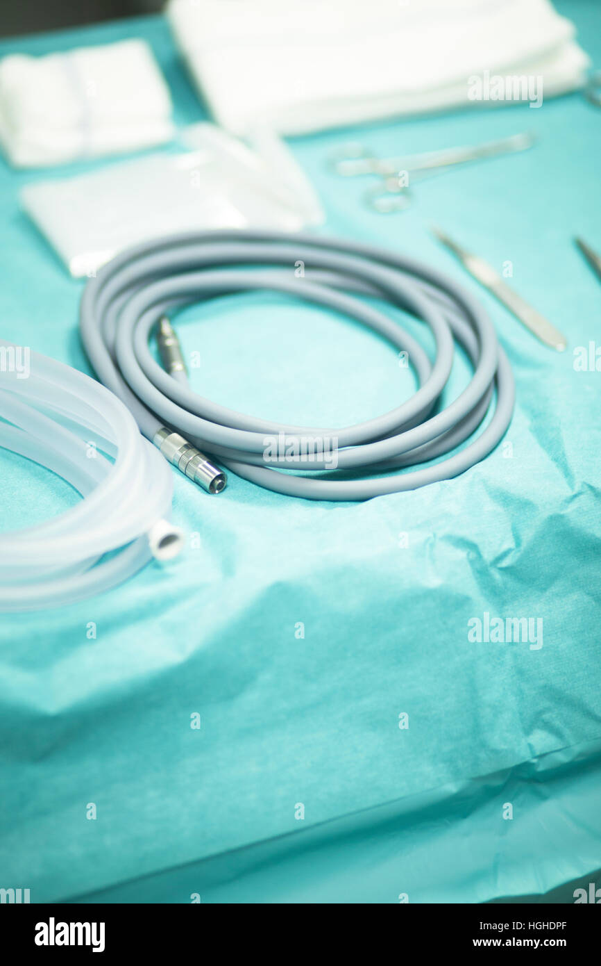 Surgery instrumentation hi-res stock photography and images - Alamy