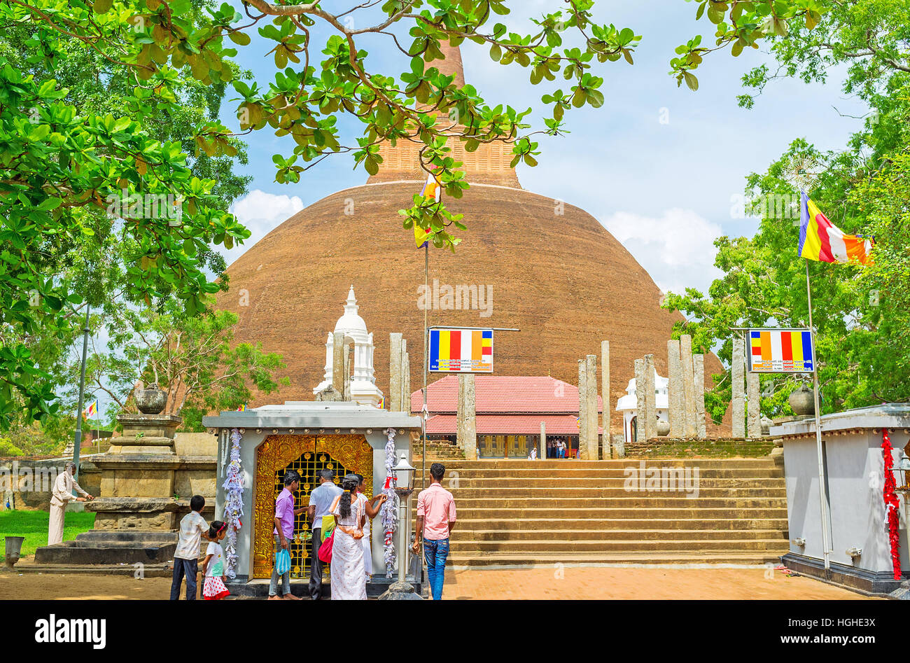 The massive brick Abhayagiri Stupa with preserved vatadage pillars in ...
