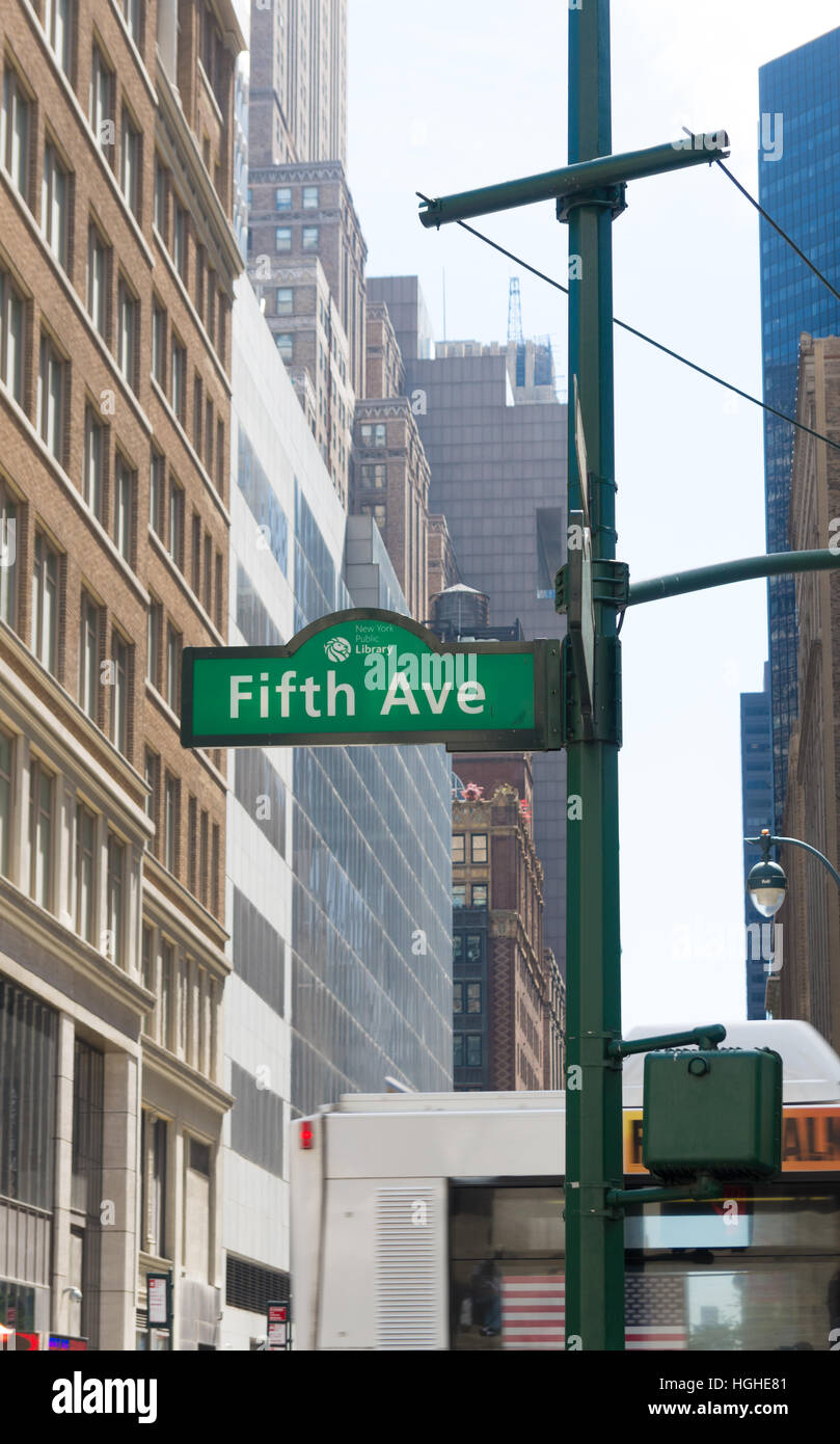Street sign fifth avenue library hi-res stock photography and images ...