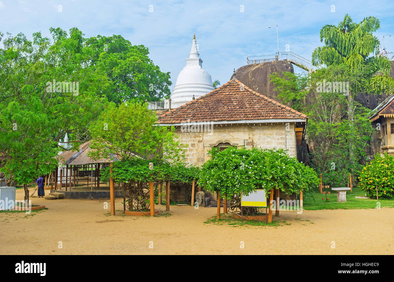 Isurumuniya hi-res stock photography and images - Alamy