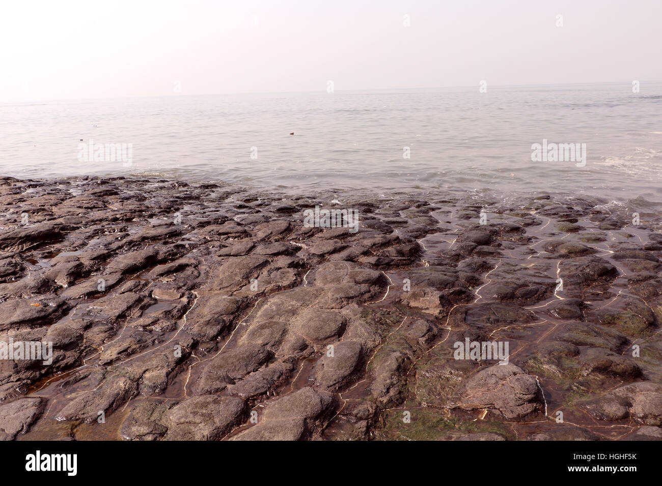 Bandstand beach, Bandra, Mumbai Stock Photo - Alamy