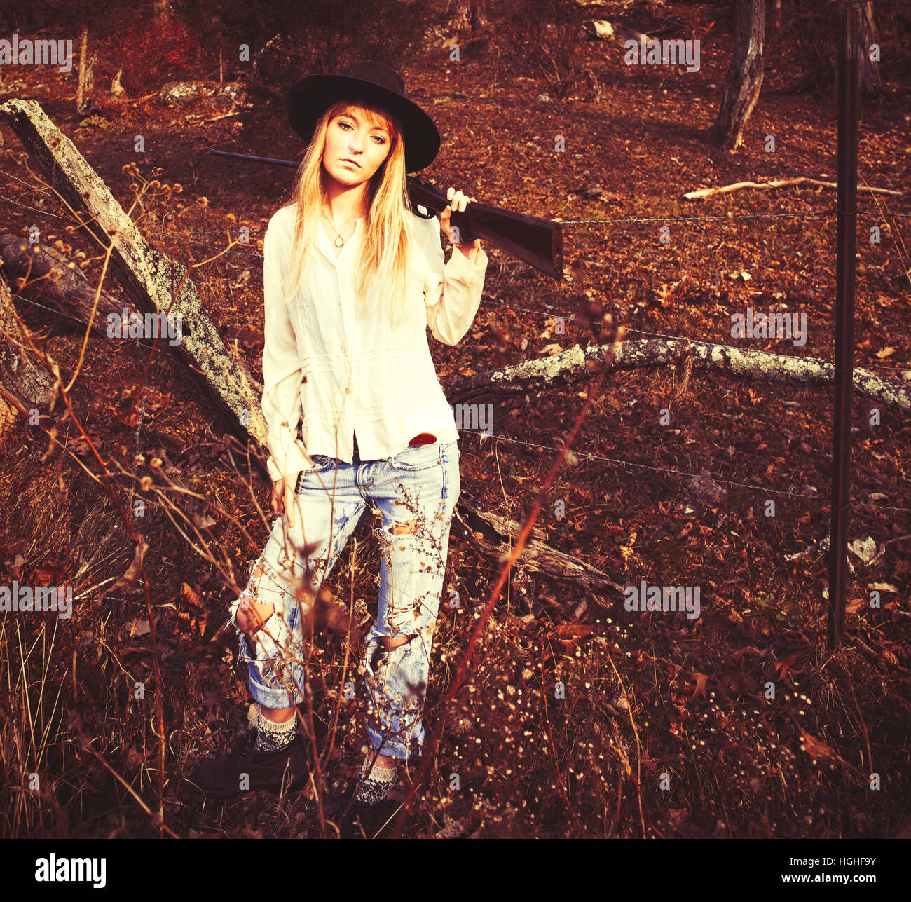 Hillbilly woman hi-res stock photography and images - Alamy