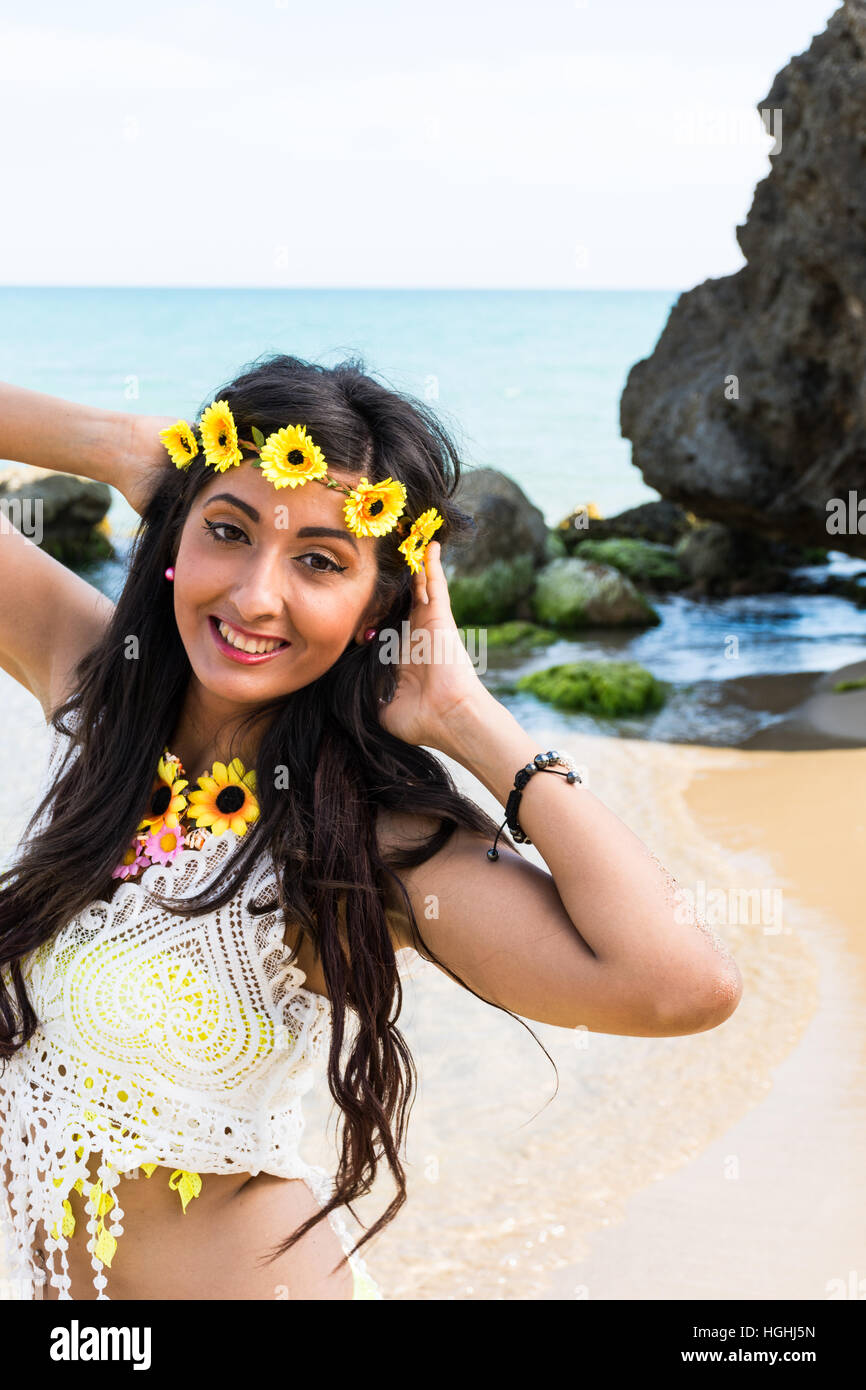 Yellow bathing suit hi-res stock photography and images - Alamy