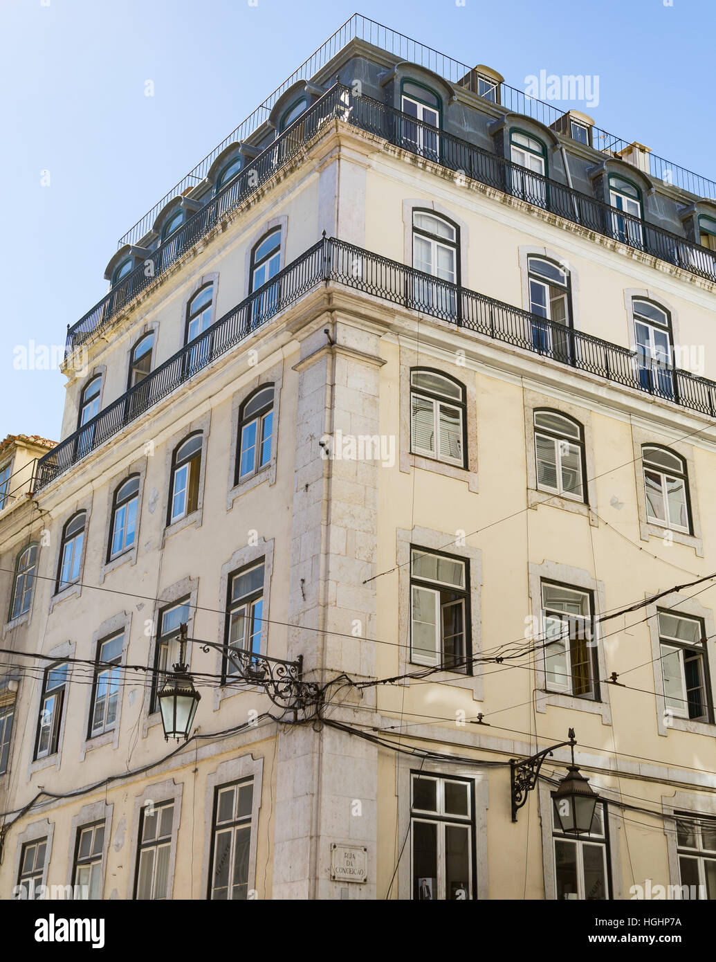 Old Apartment Building Stock Photos & Old Apartment Building Stock ...